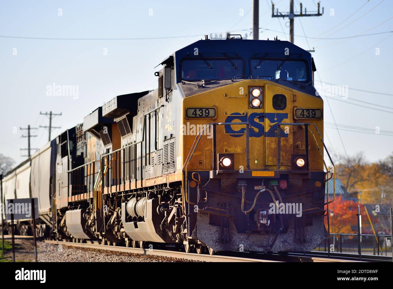 Bartlett, Illinois, USA. A pair of run-through CSX Transportation locomotives lead a Canadian ...