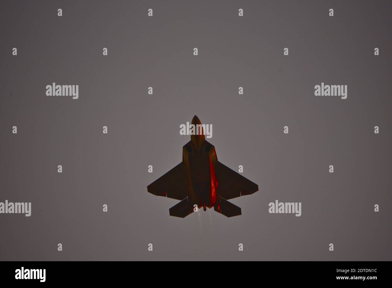 F-22 Raptor in flight demonstration featuring lethal capabilities of ...