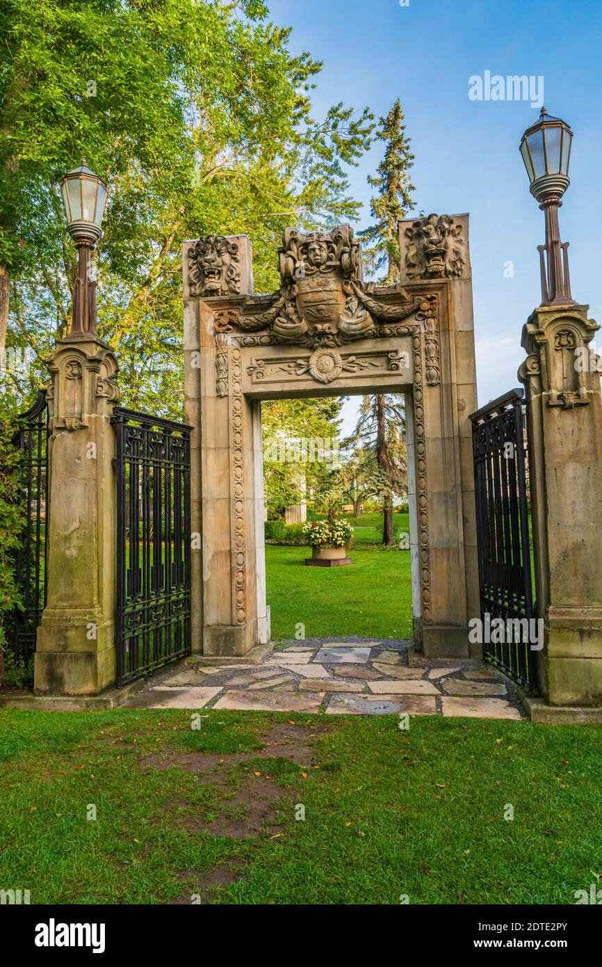 The Guild Park and Gardens Guildwood Park Guild Inn Estate Scarborough ...