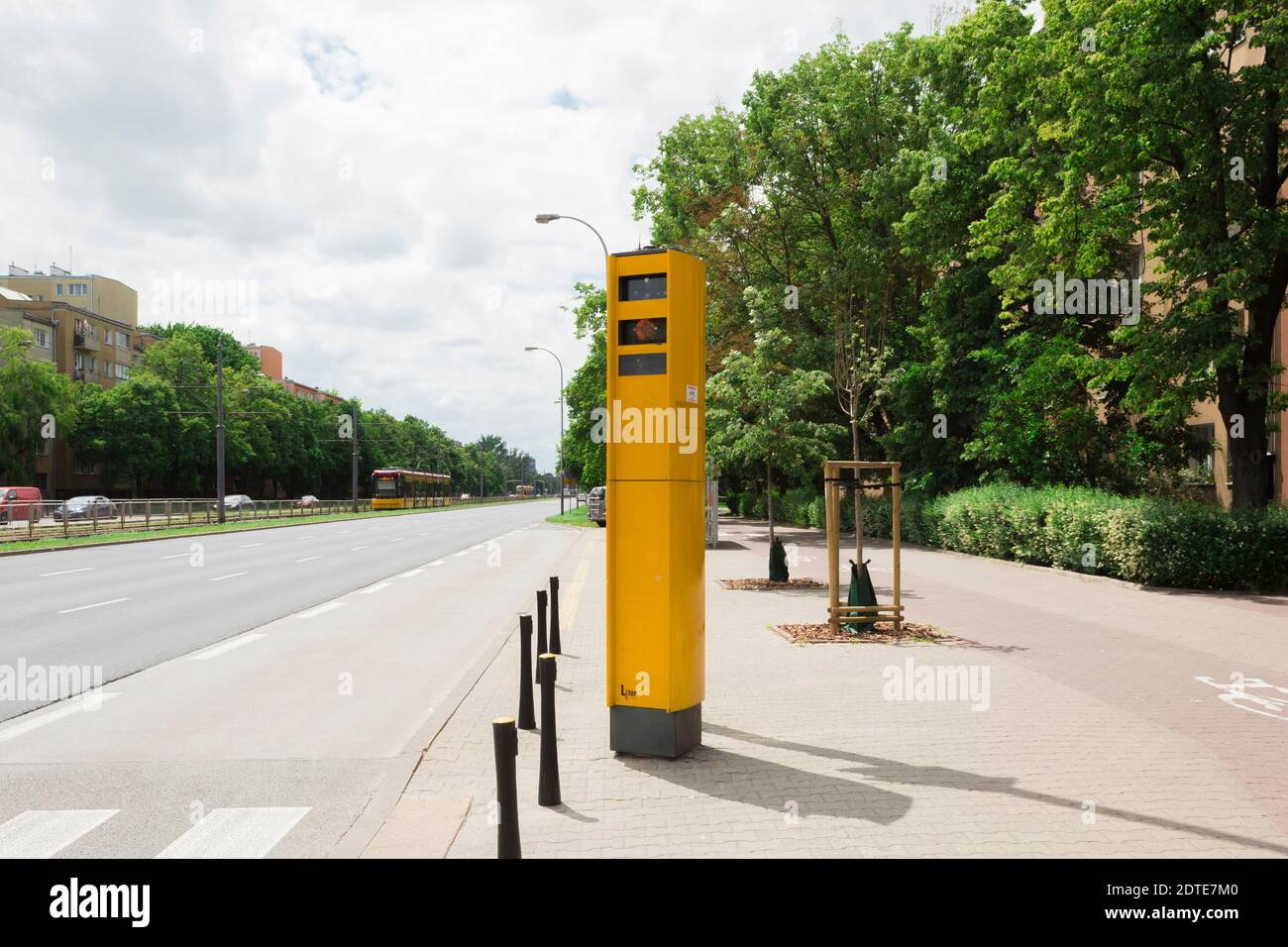 Radar speed sign on street hi-res stock photography and images - Alamy