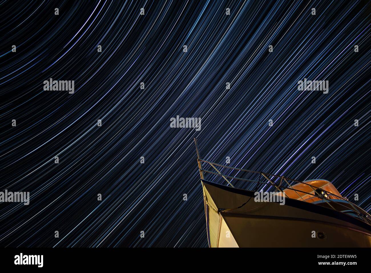 Star trails with boat hi-res stock photography and images - Alamy