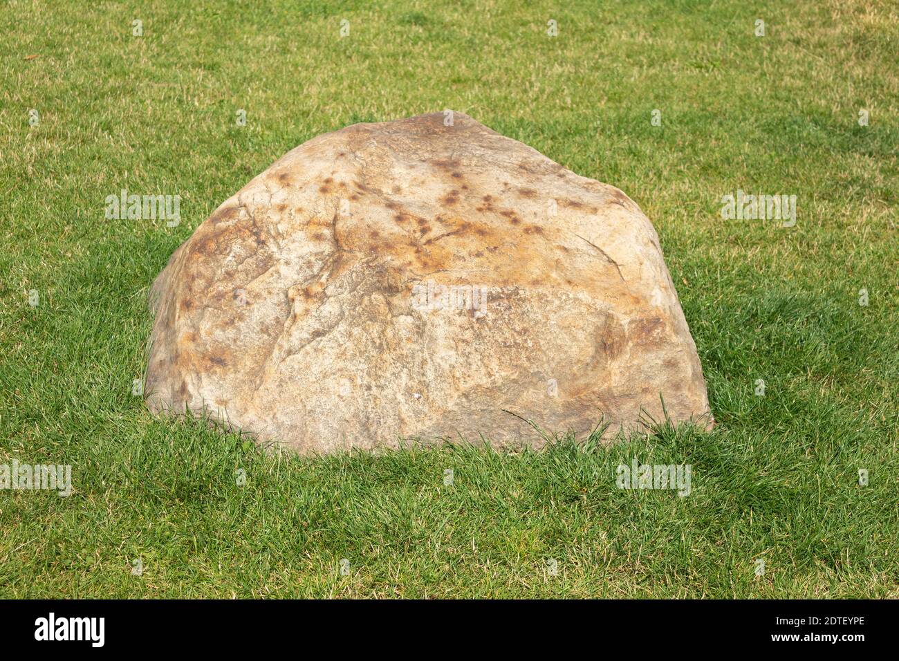 Close up scene big stone hi-res stock photography and images - Alamy