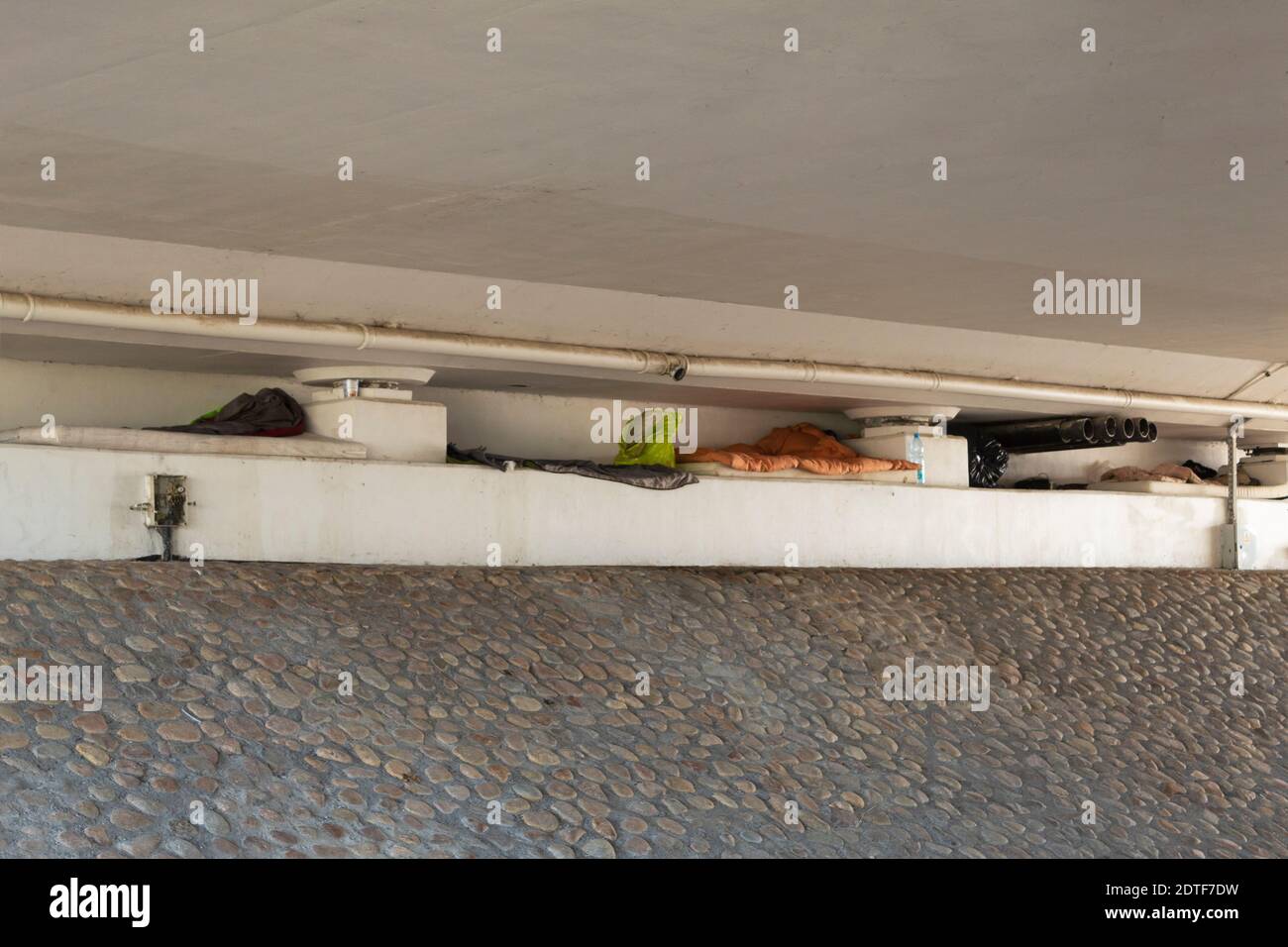 Places for the homeless under the bridge Stock Photo - Alamy
