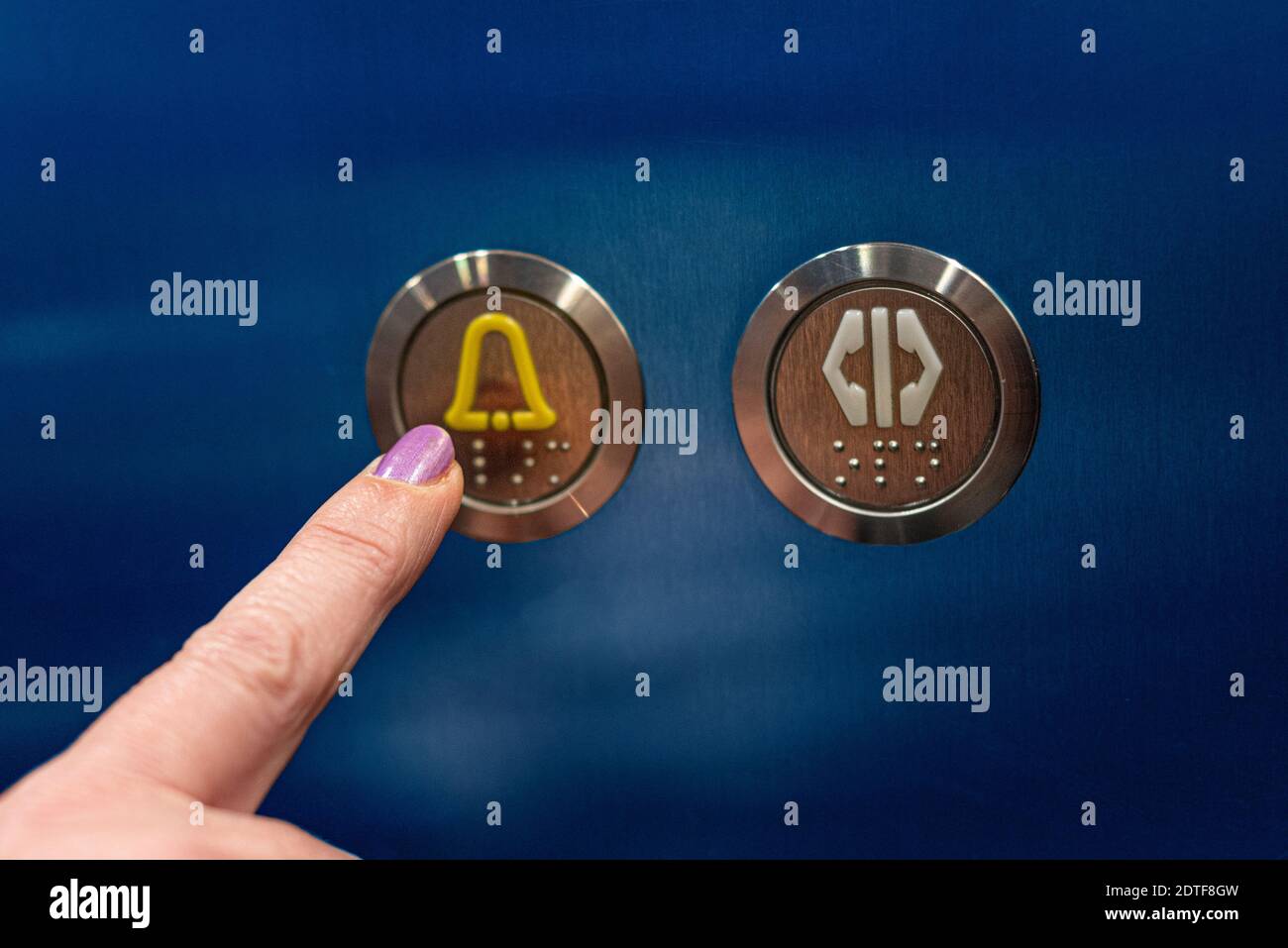 Elevator buttons horizontal hi-res stock photography and images - Alamy