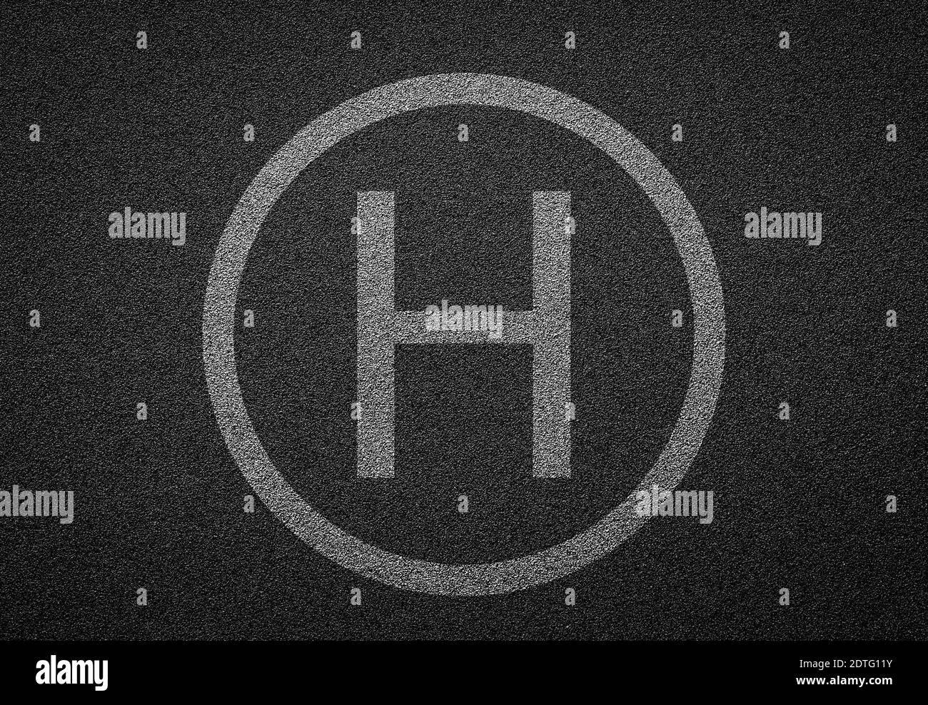 Helipad Marking High Resolution Stock Photography and Images - Alamy