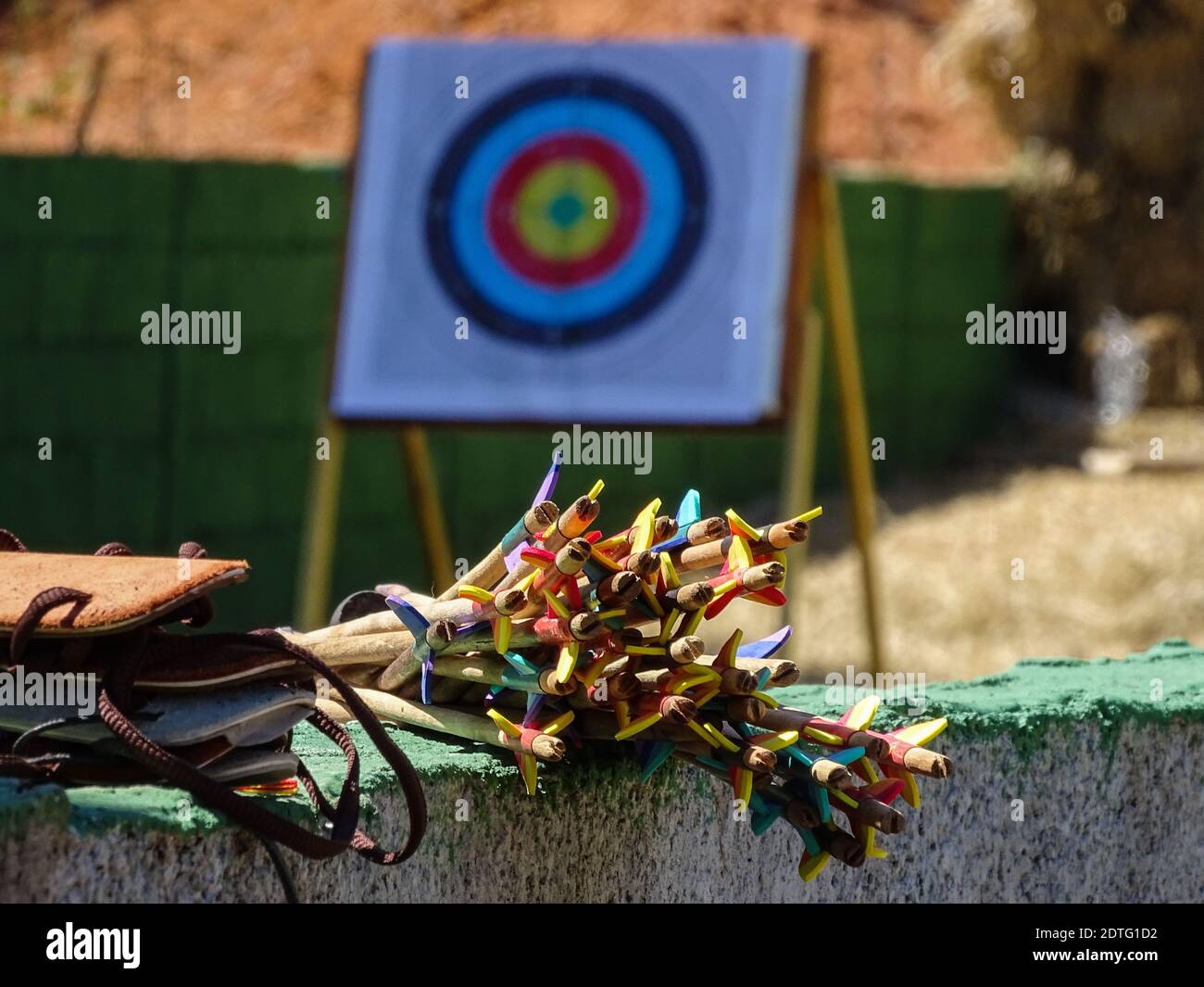 Target craft hi-res stock photography and images - Alamy