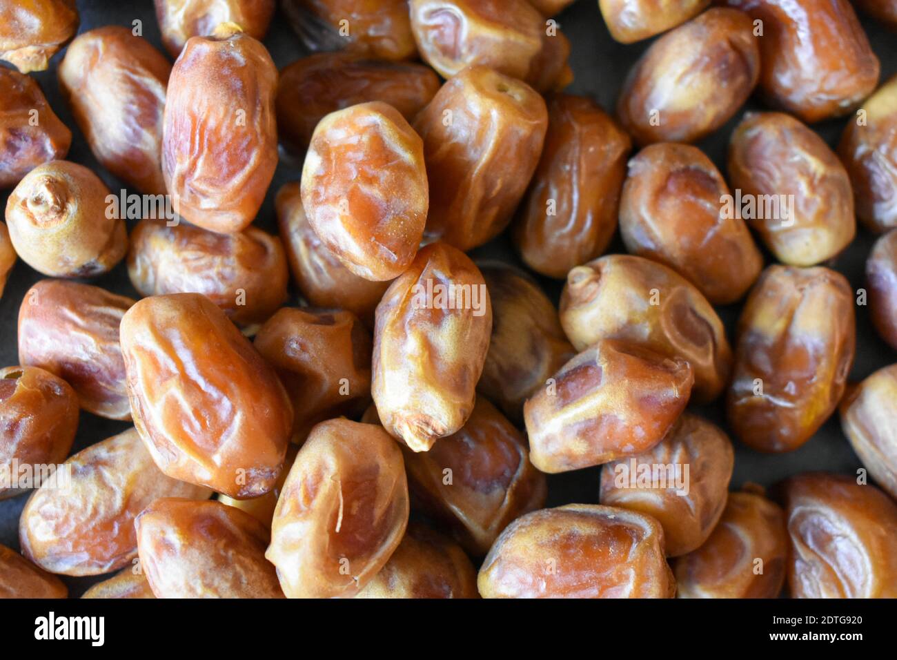 Fresh dates israel hi-res stock photography and images - Alamy