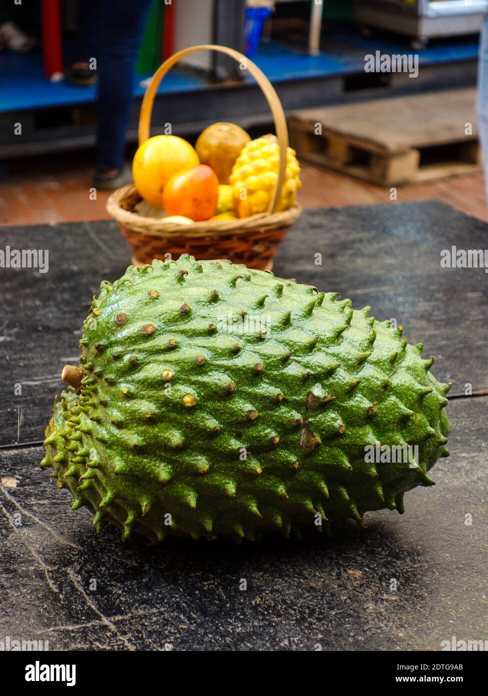 Exotic fruits colombia hi-res stock photography and images - Alamy