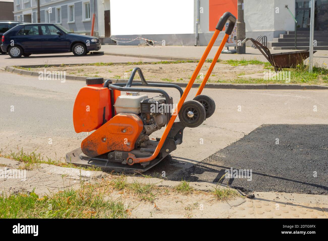 Manual machine for ramming asphalt Stock Photo - Alamy