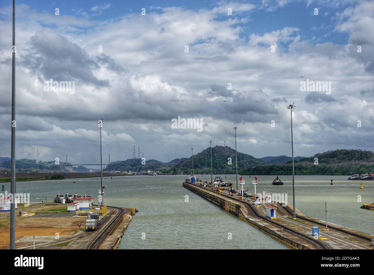 Panama canal building mountain hi-res stock photography and images - Alamy