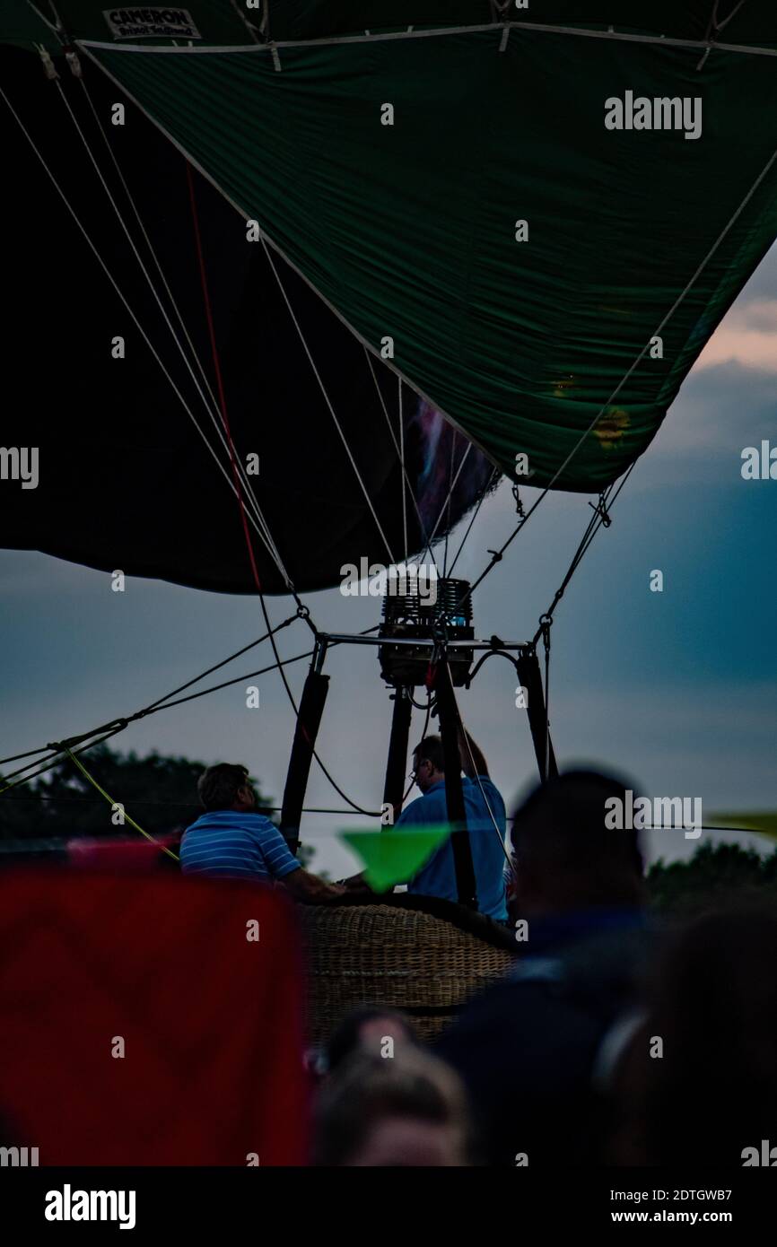 Balloon men hi-res stock photography and images - Alamy