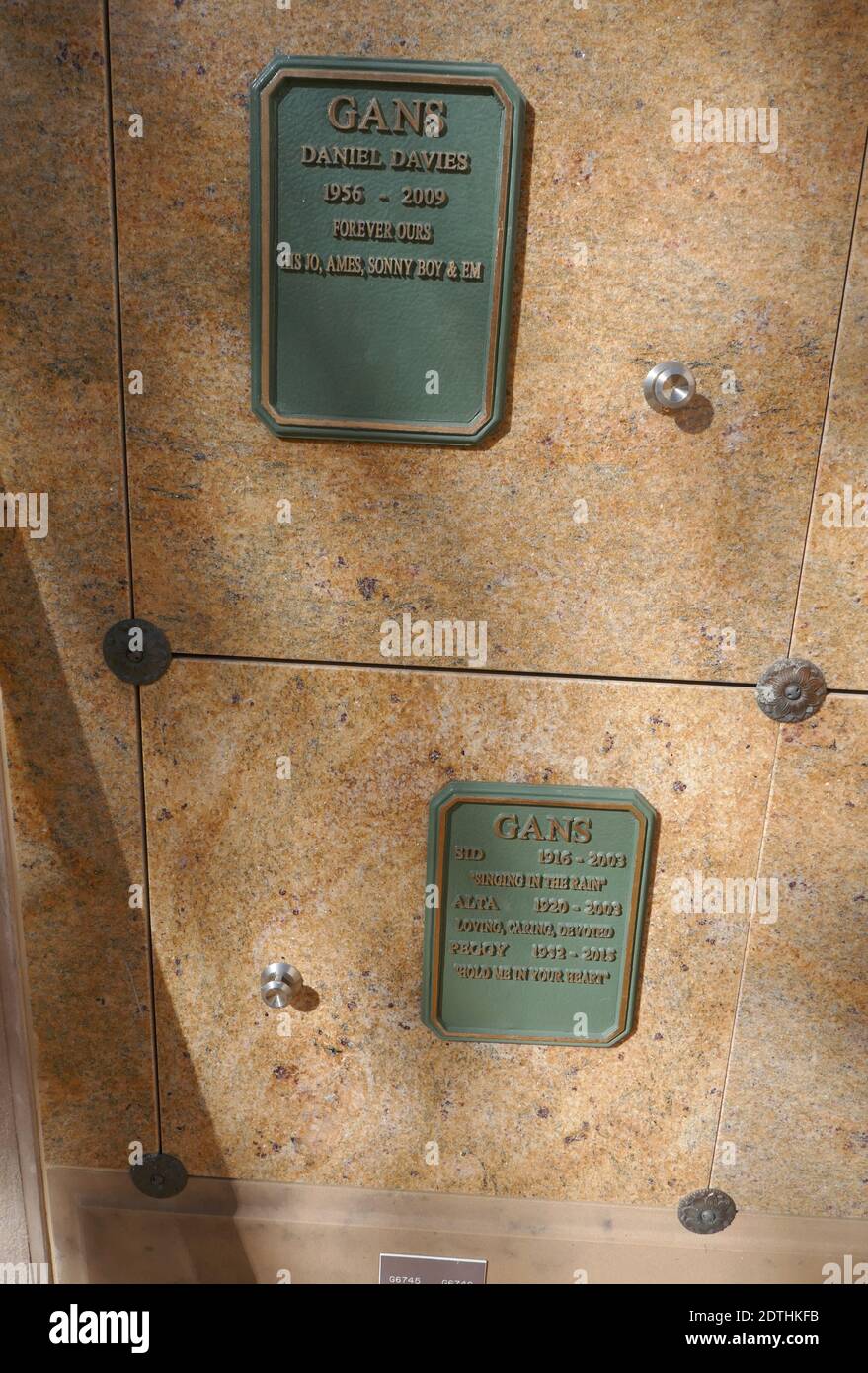 Glendale, California, USA 21st December 2020 A general view of ...