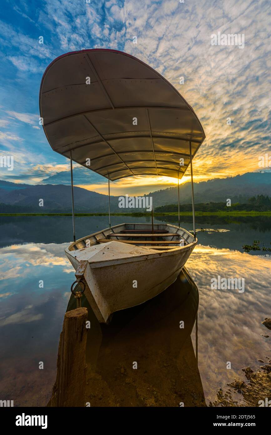 Mesmerizing shot sea boat hi-res stock photography and images - Alamy