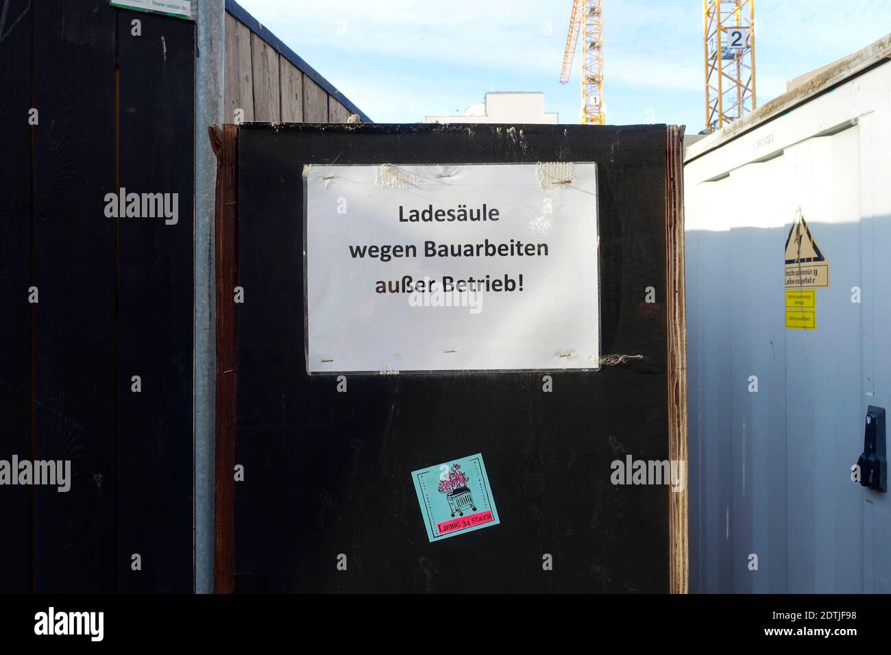 Out of order, charging station in Berlin Stock Photo - Alamy