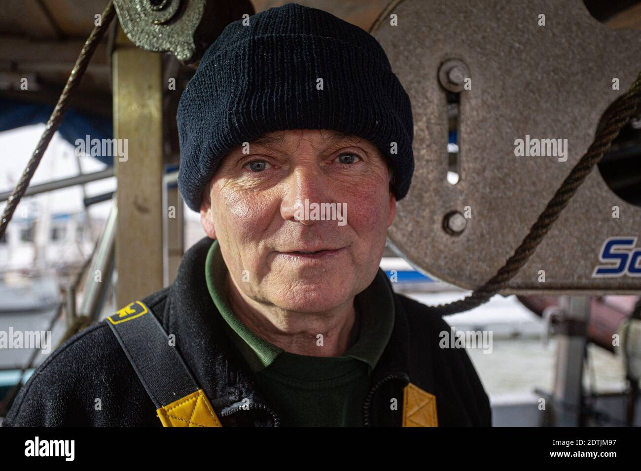 Great Britain / Essex/ Terry Stimpson in the bridge of the Sea Glory ...
