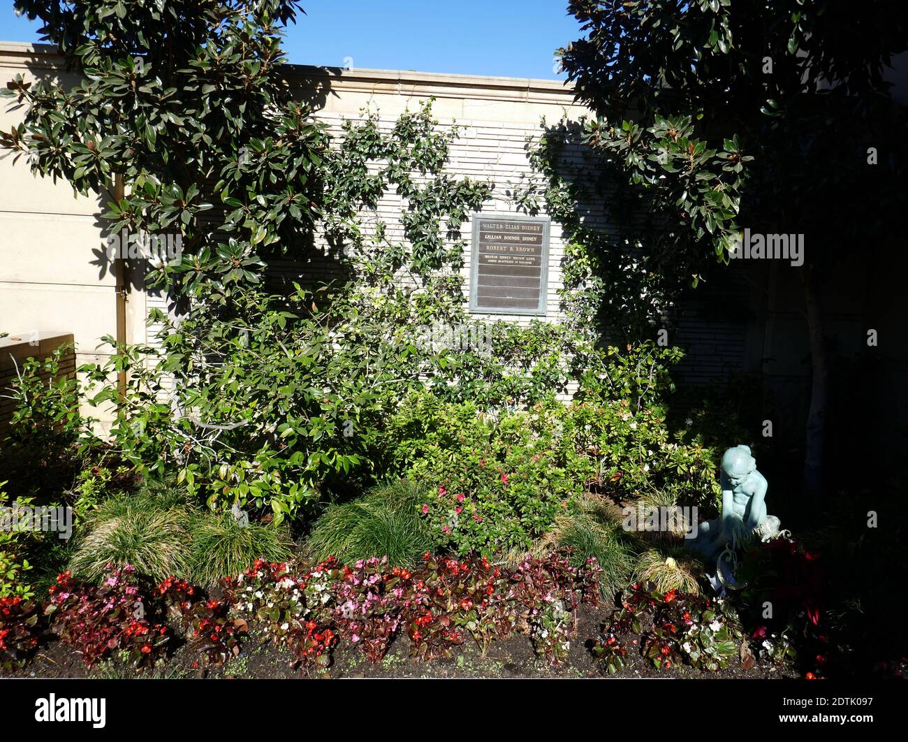 Glendale, California, USA 21st December 2020 A general view of ...
