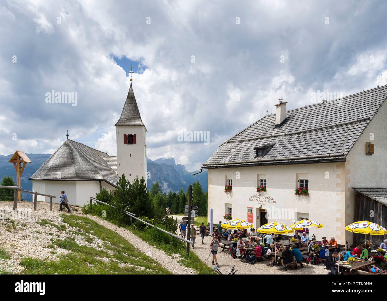 Mountain inn Heilig Kreuz, Rifugio San Croce. Mountain range Kreuzkofel ...