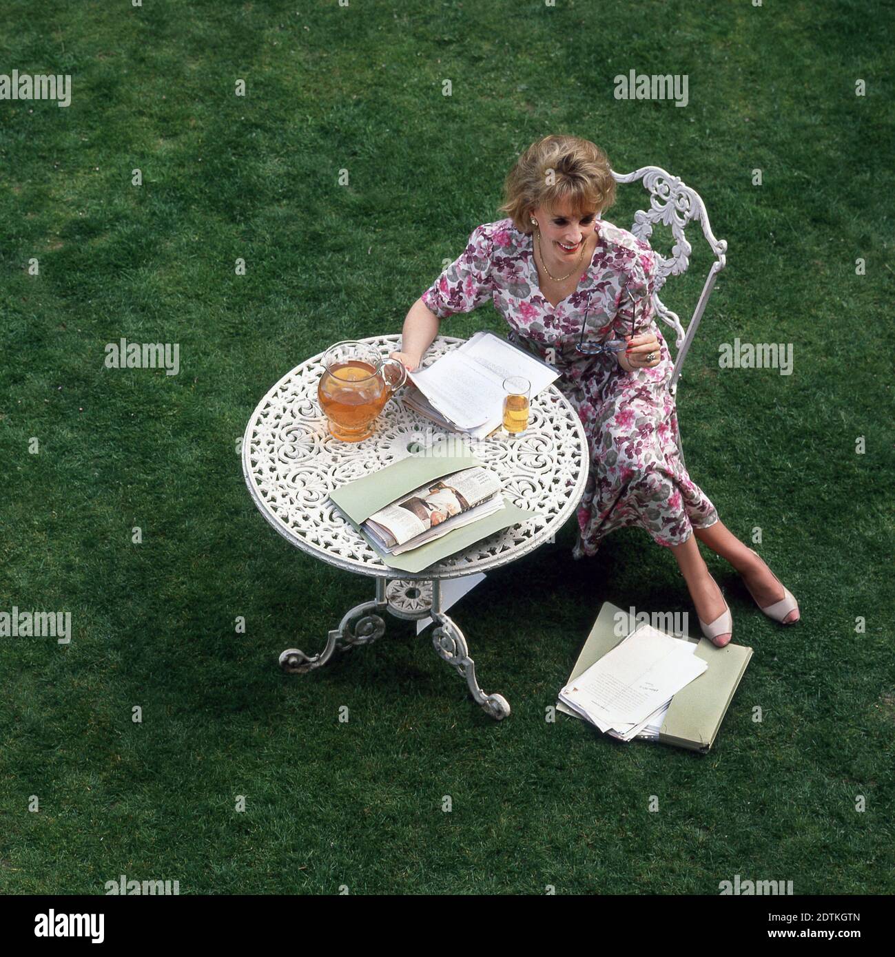 Esther rantzen hi-res stock photography and images - Alamy