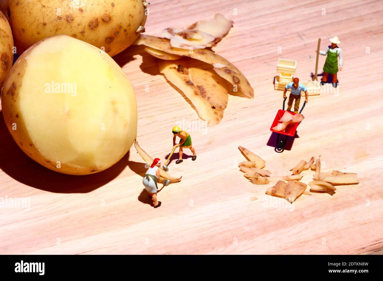 Peeling spud hi-res stock photography and images - Alamy