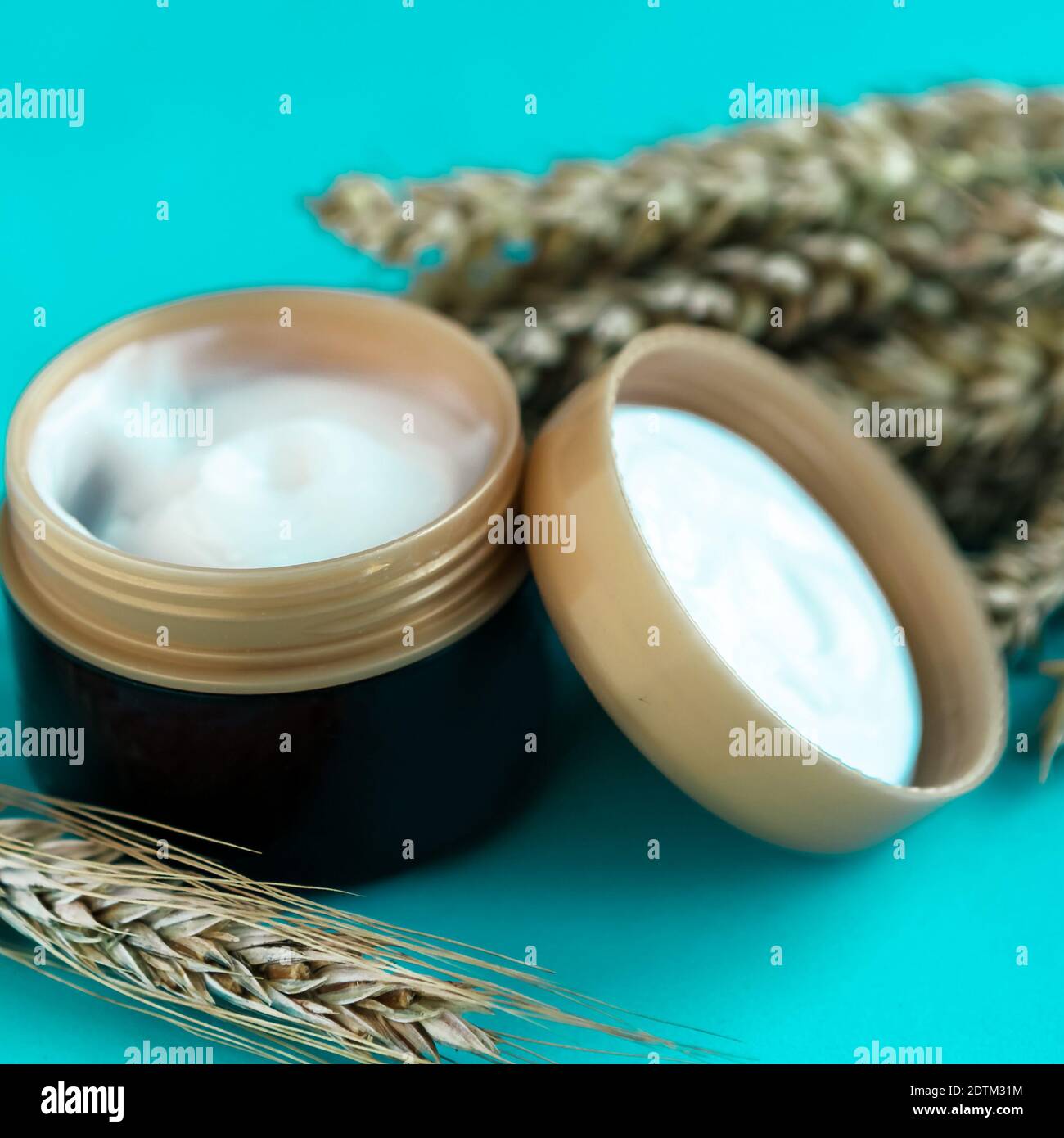 Cereal flat lay pastel hi-res stock photography and images - Alamy