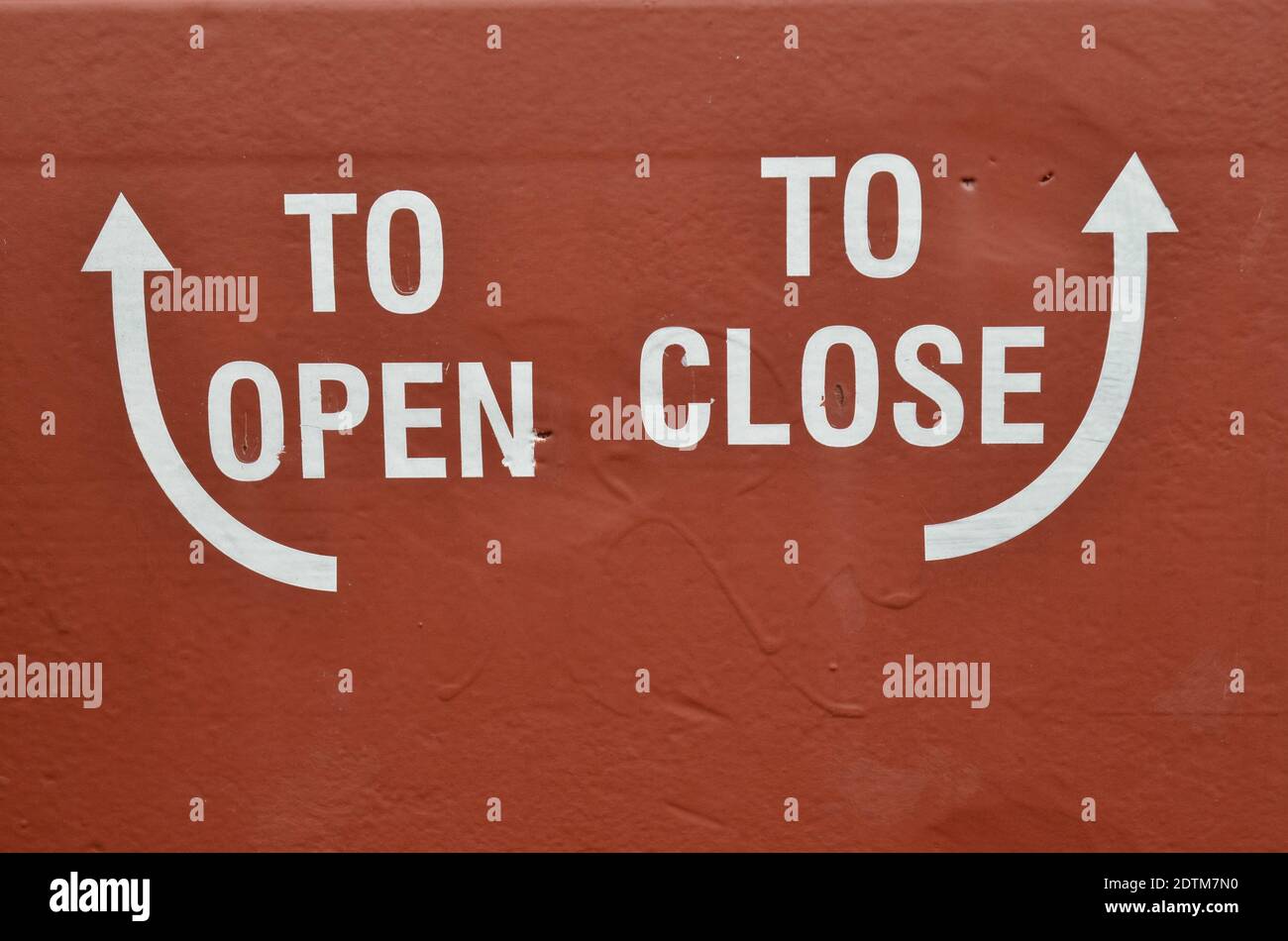 Antique painted signs hi-res stock photography and images - Alamy