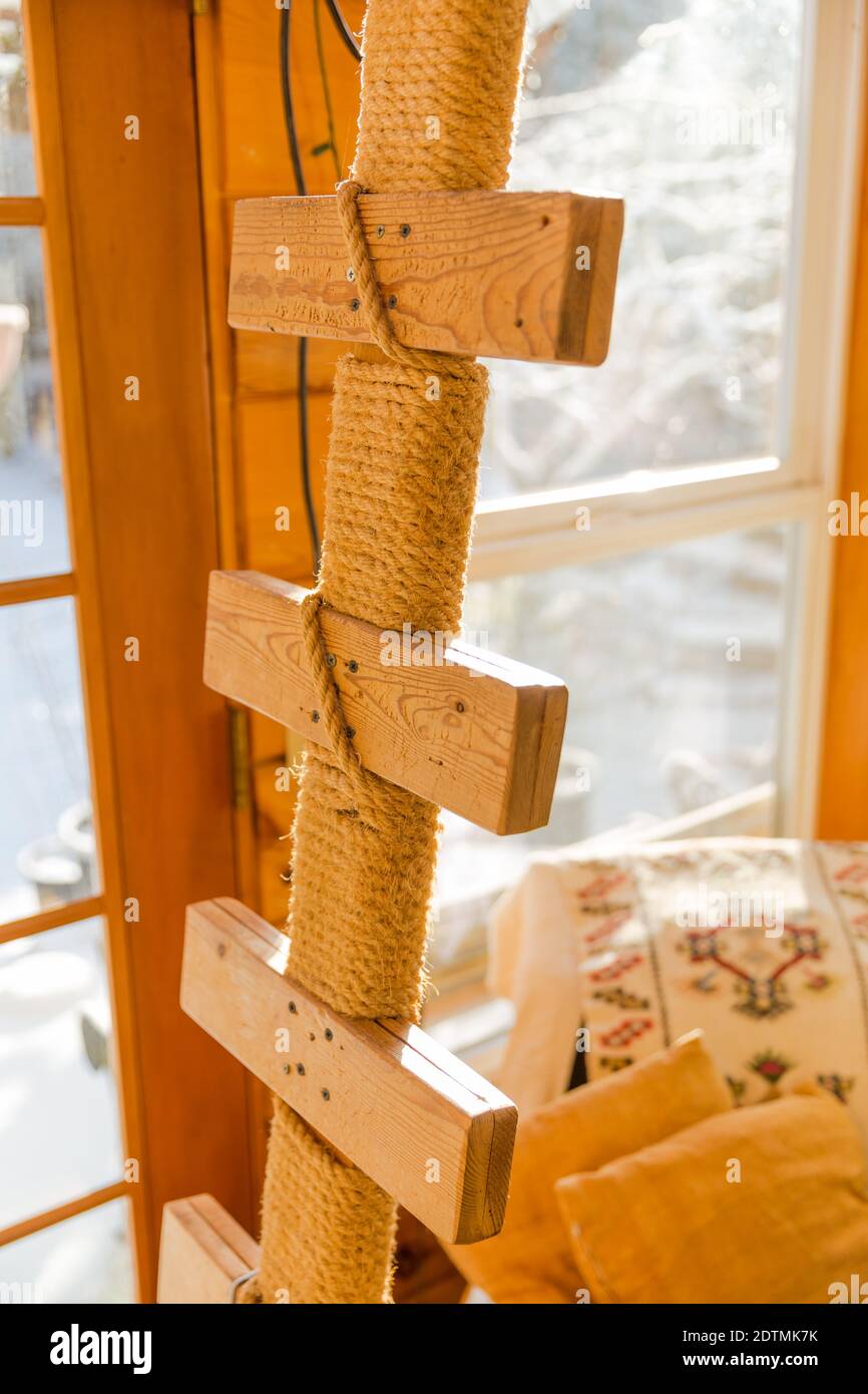 Tiny Log Cabin High Resolution Stock Photography and Images - Alamy