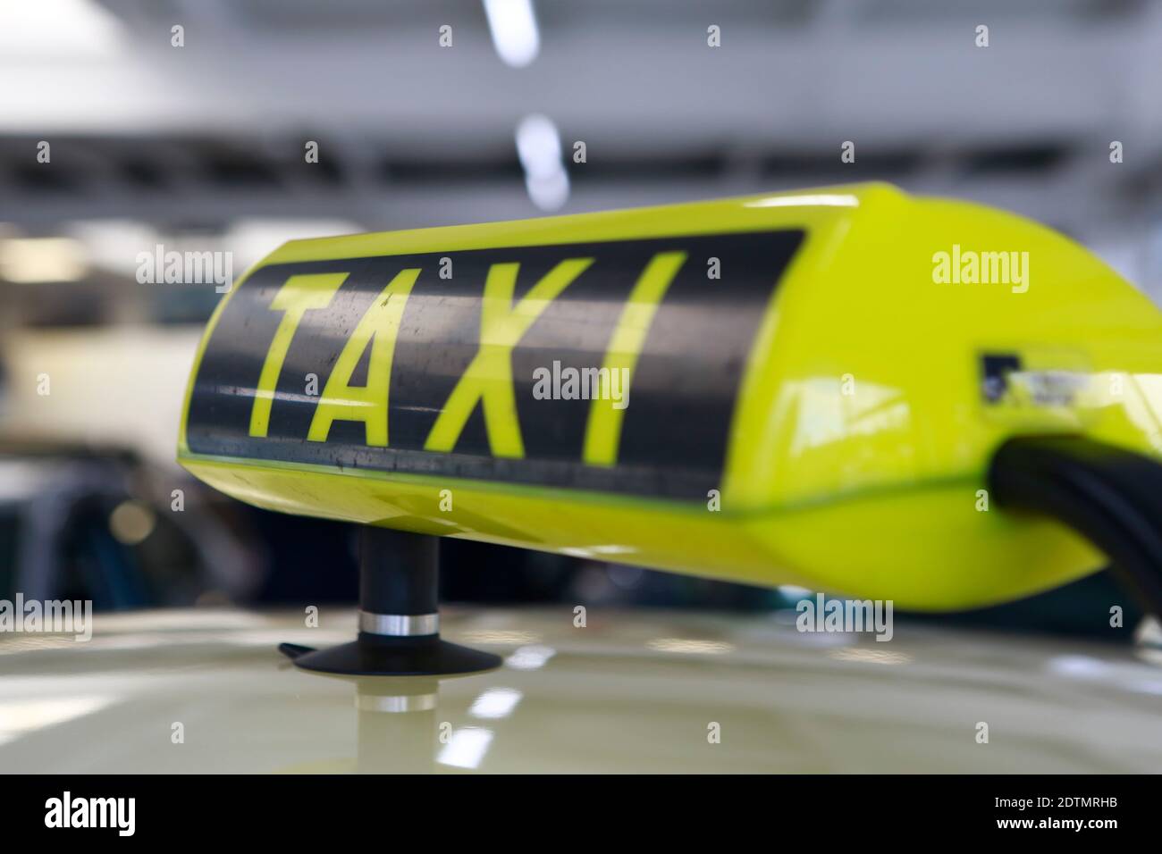 Electric taxi hi-res stock photography and images - Alamy