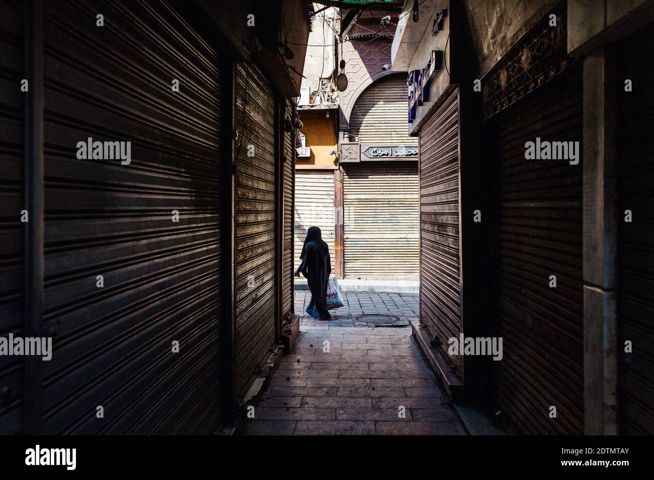 Alley in souk, old town Cairo, Egypt Stock Photo - Alamy