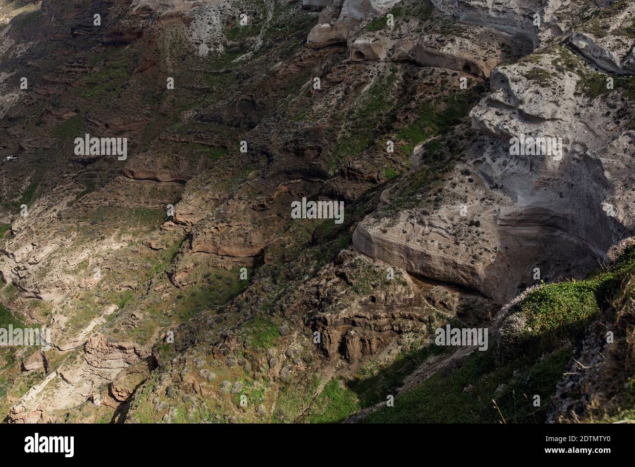 Santorini cliffs hi-res stock photography and images - Alamy