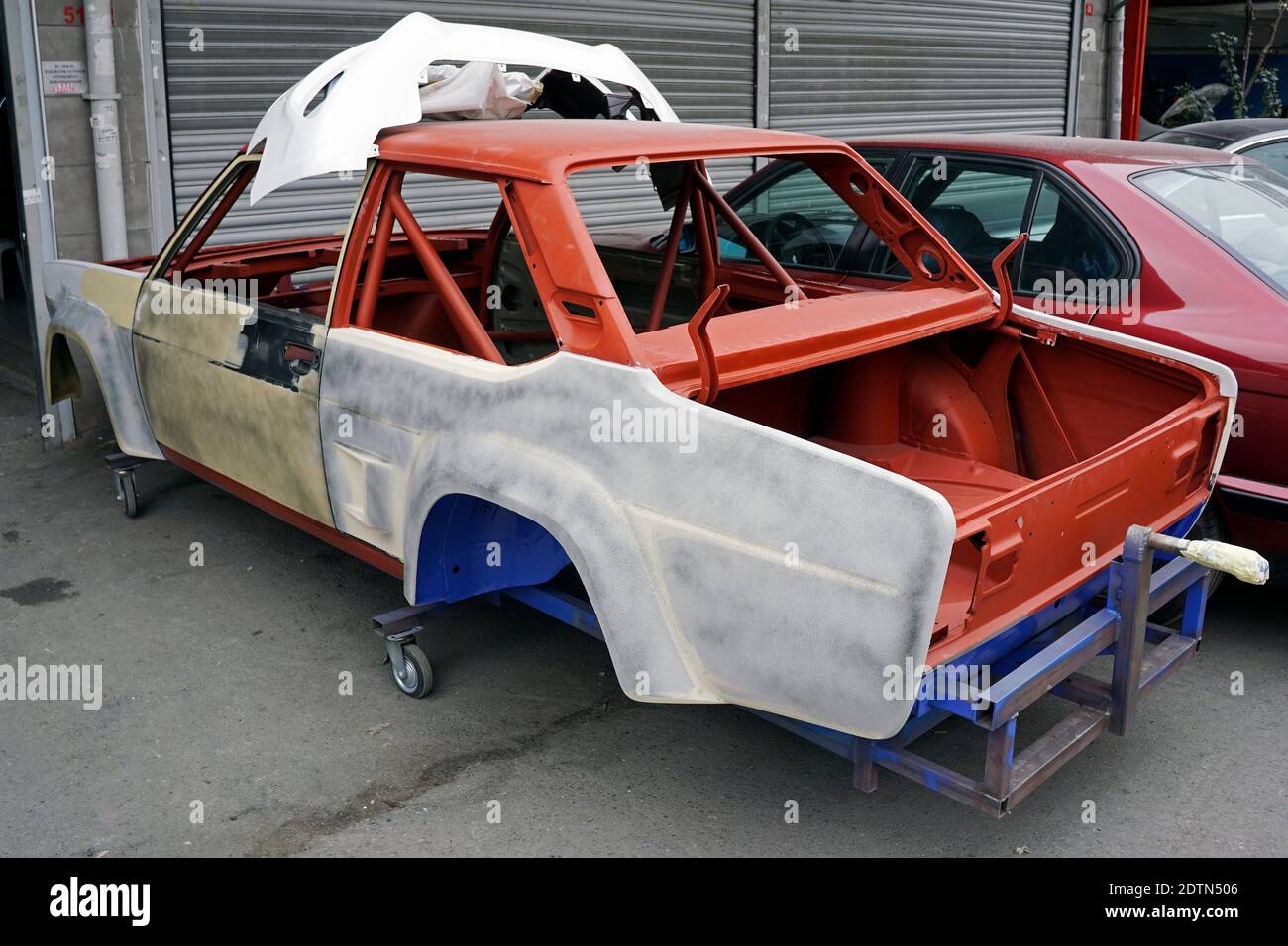 Metal chassis hi-res stock photography and images - Alamy