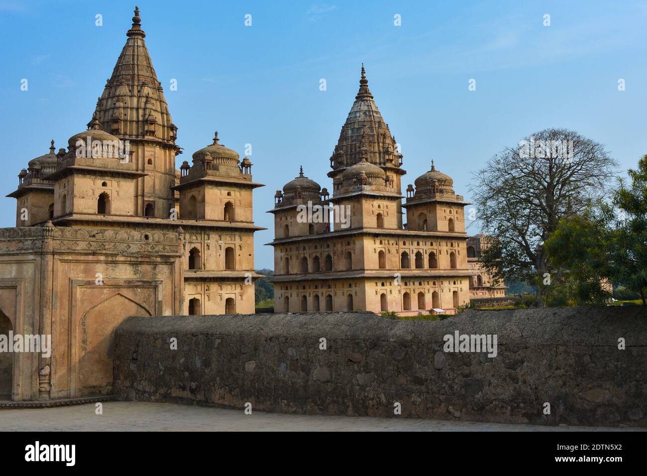 Royal chhatris of orchha hi-res stock photography and images - Alamy