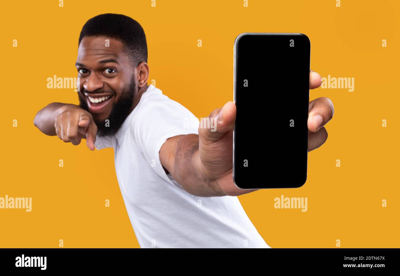 Man smartphone screen hi-res stock photography and images - Alamy