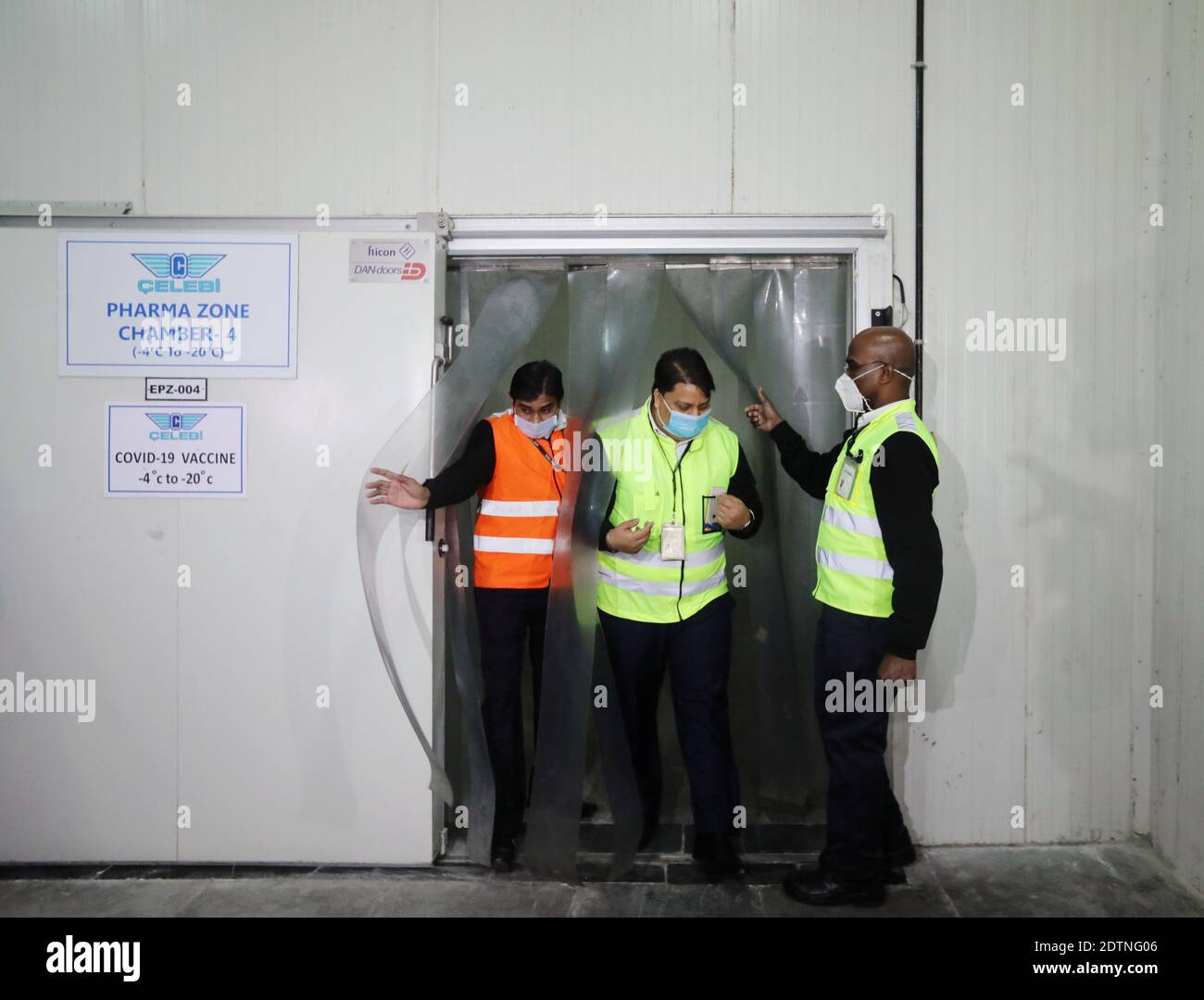 Temperature controlled distribution hi-res stock photography and images ...