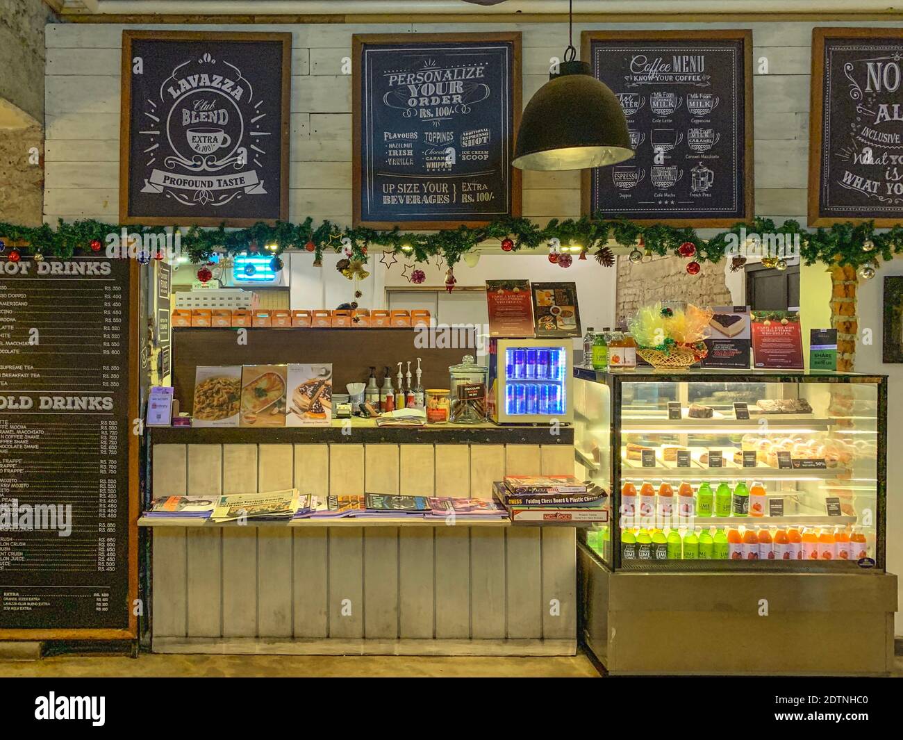 Coffee shop in Colombo, Sri Lanka Stock Photo - Alamy