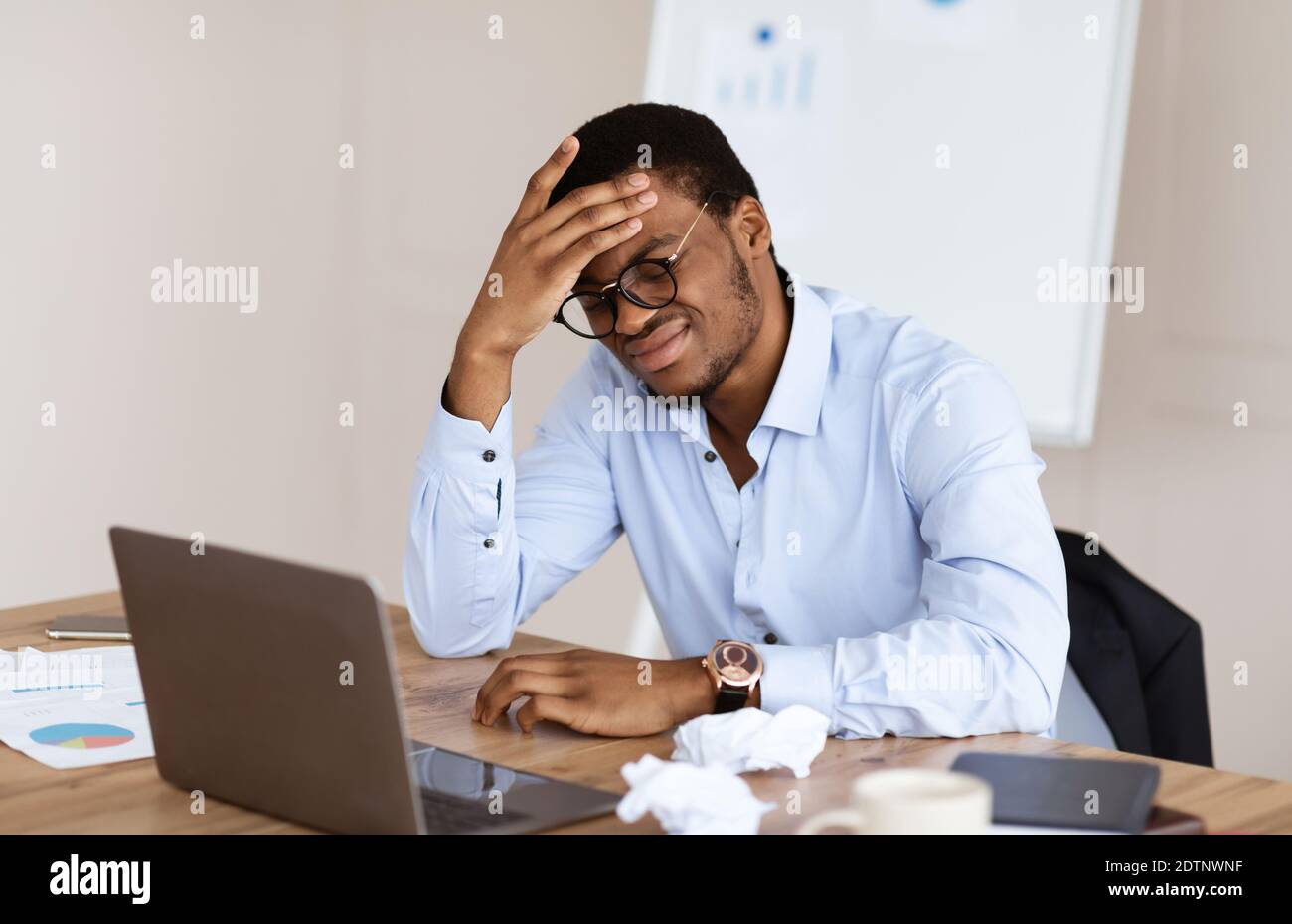 Crisis problem hi-res stock photography and images - Alamy