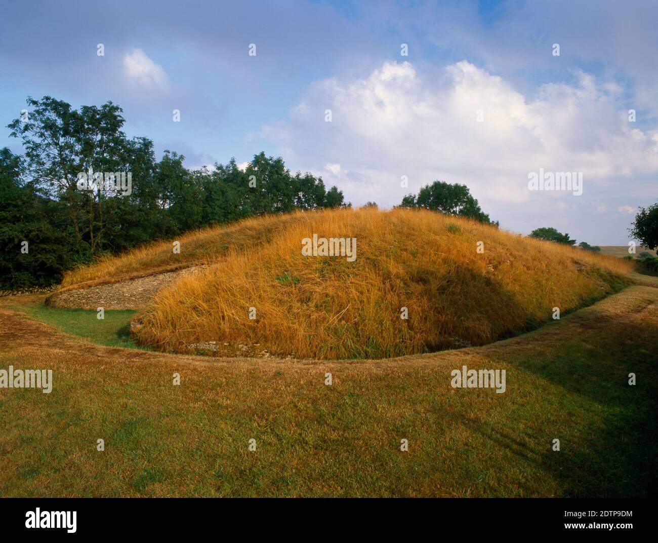 View SE of Belas Knap Neolithic long barrow, Gloucestershire, England ...