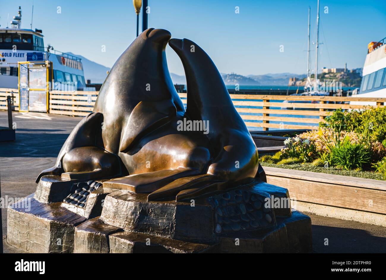 Everdur bronze sculpture hi-res stock photography and images - Alamy