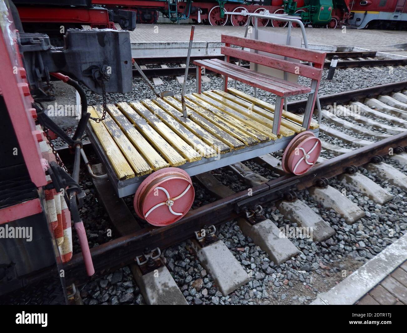 Metal rail cart hi-res stock photography and images - Alamy
