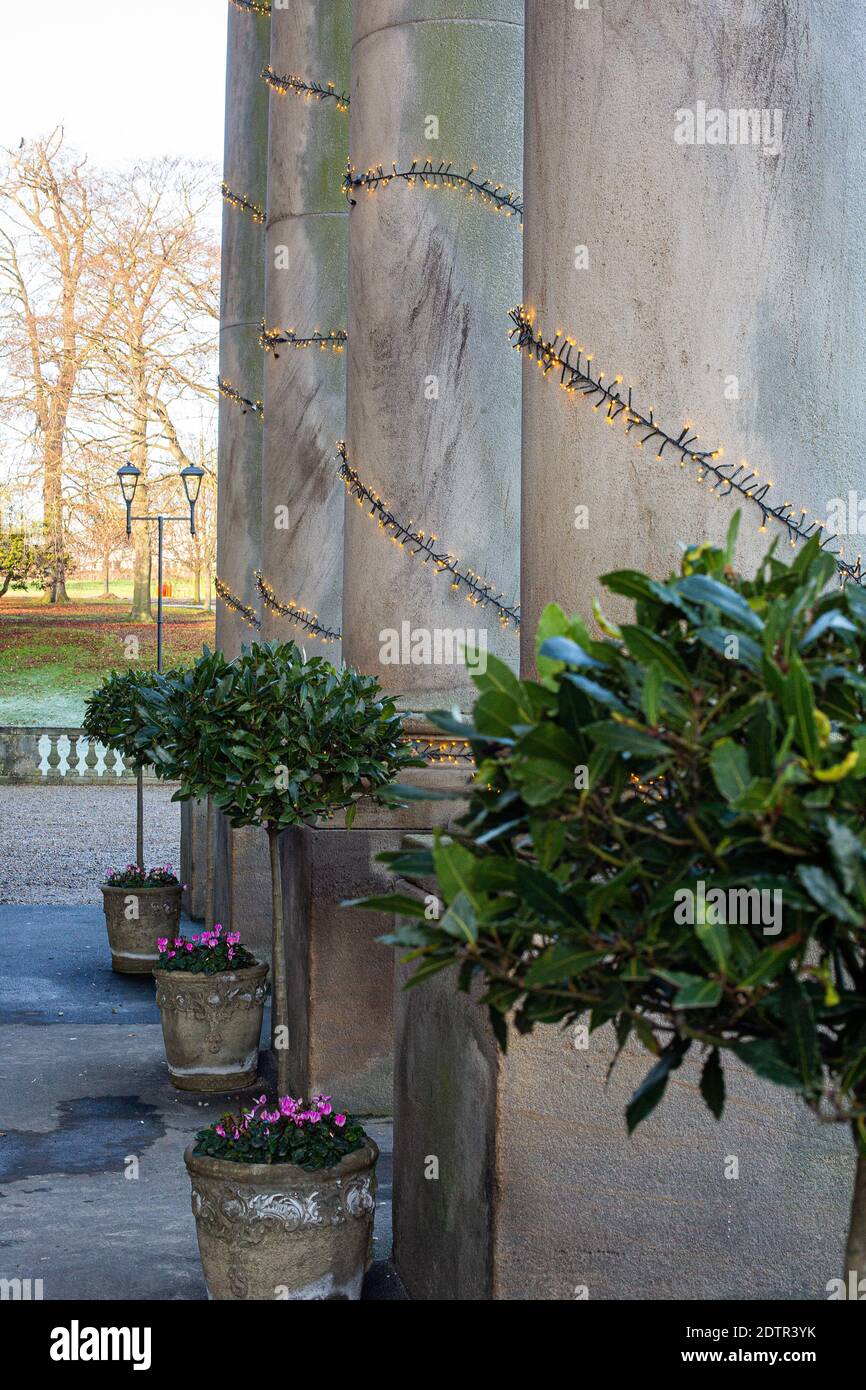 Sir john hall hi-res stock photography and images - Alamy