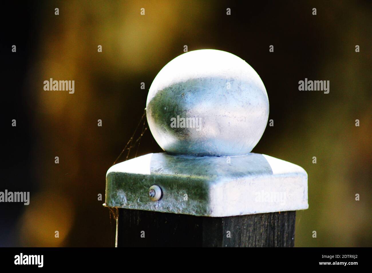 Silver bollard hi-res stock photography and images - Alamy