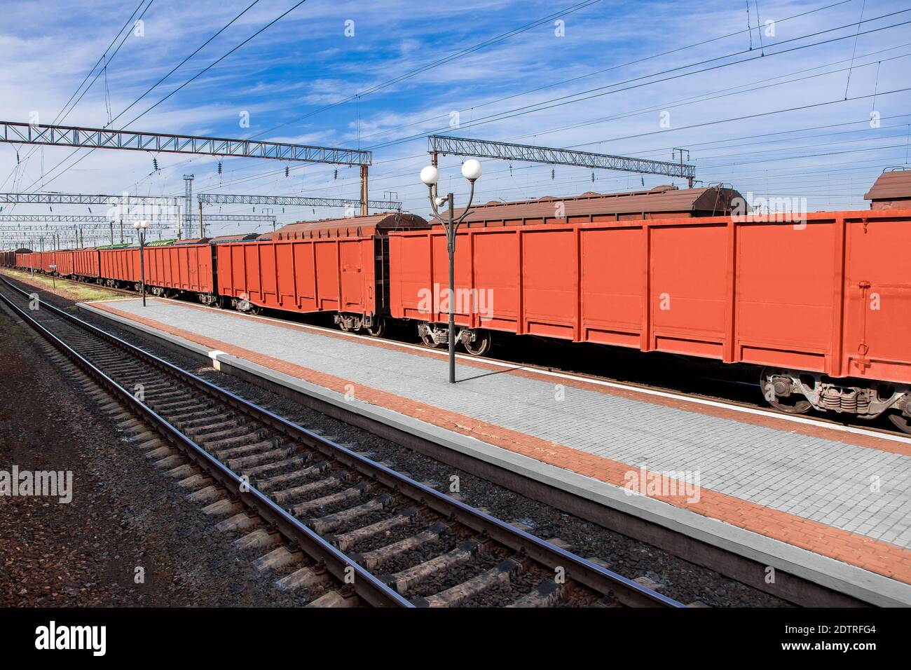 Gondola car hi-res stock photography and images - Alamy