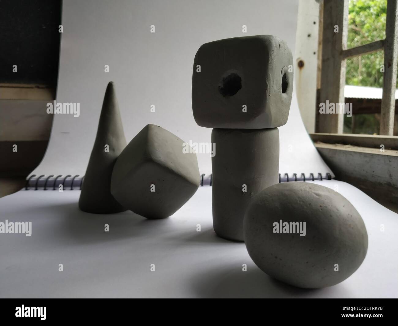 Clay objects hi-res stock photography and images - Alamy