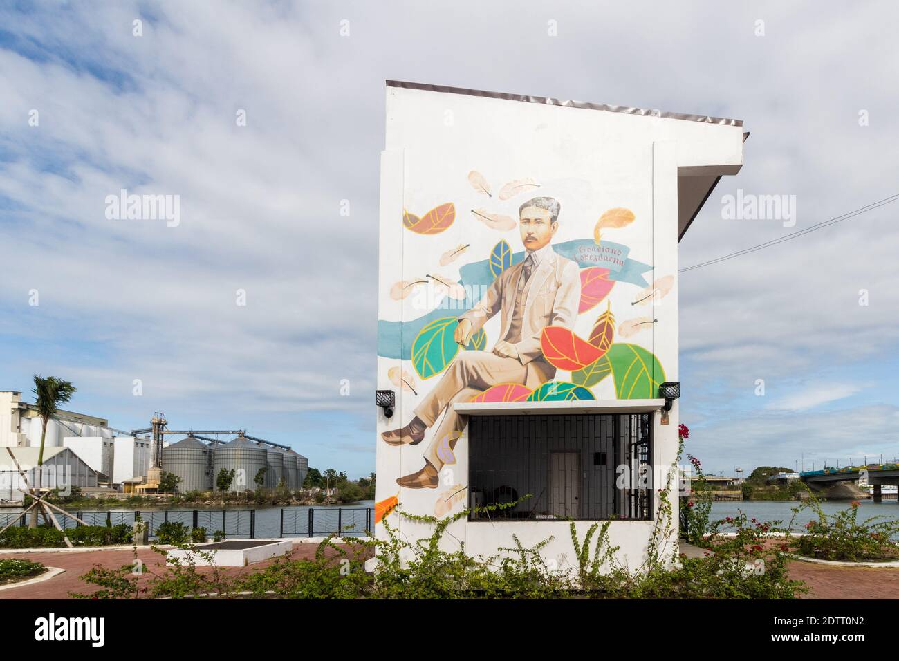 Colorful mural art in Iloilo City, Philippines Stock Photo - Alamy