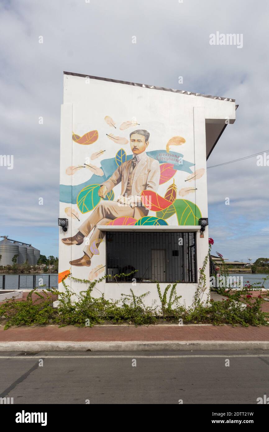 Colorful mural art in Iloilo City, Philippines Stock Photo - Alamy
