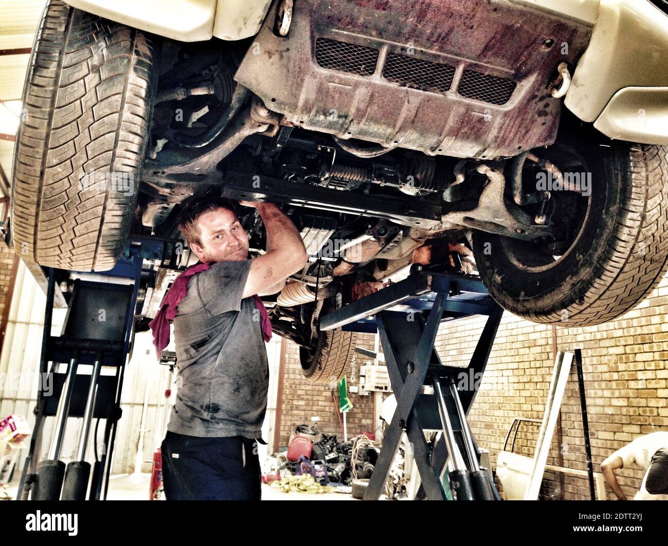 Car repair garage in australia hi-res stock photography and images - Alamy