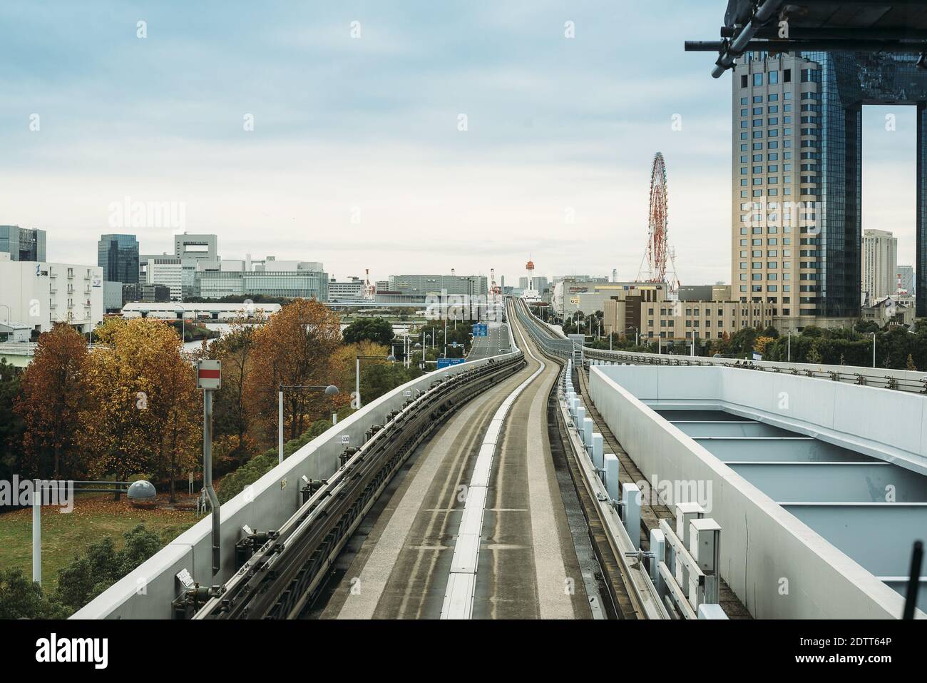 Tokyo tower yurikamome monorail train hi-res stock photography and ...