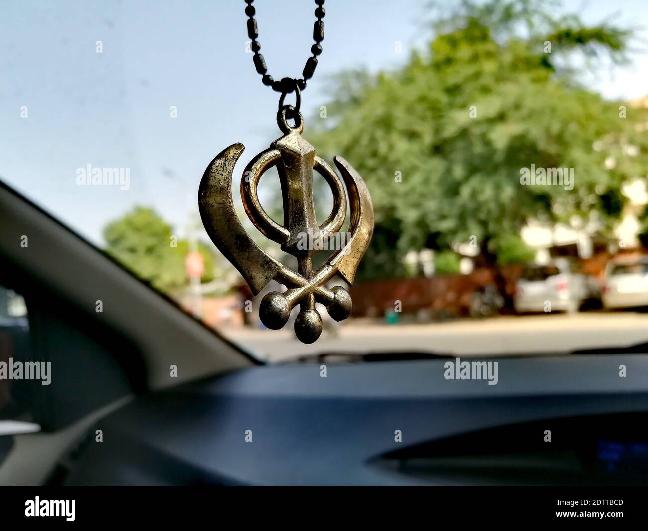 Khanda hi-res stock photography and images - Alamy