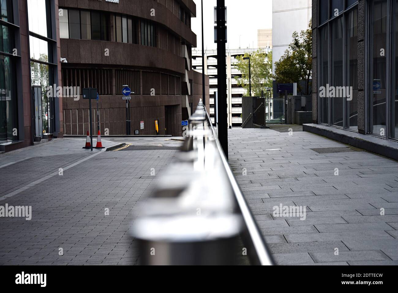 Cityscape street level hi-res stock photography and images - Alamy
