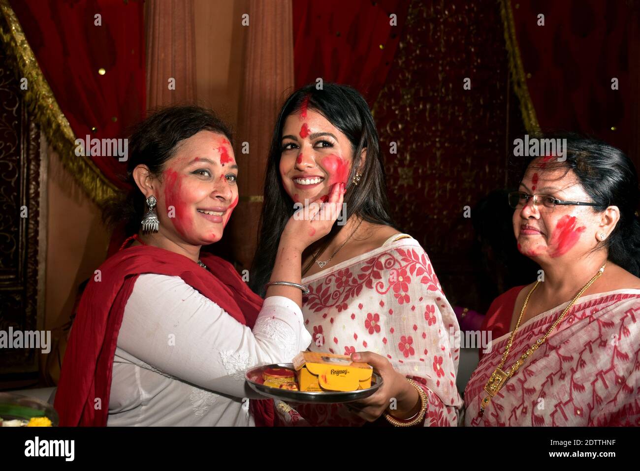 Sindur hi-res stock photography and images - Alamy