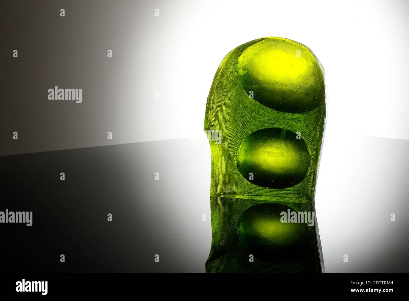 Gary glass hi-res stock photography and images - Alamy